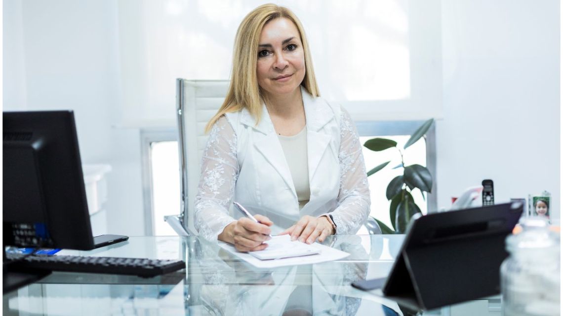 Dra. Graciela Solis | Caras