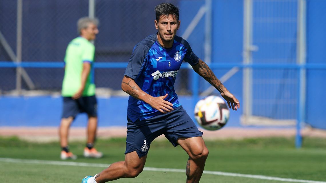 El DT de Getafe destrozó al ex River, Angileri: "Le falta todo" | 442