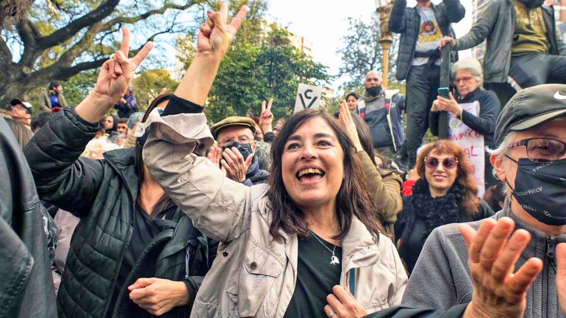 El dislate como cortina de humo | Perfil