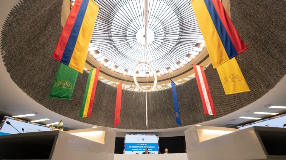 Andean leaders want Argentina, Chile, Venezuela to join regional bloc ...