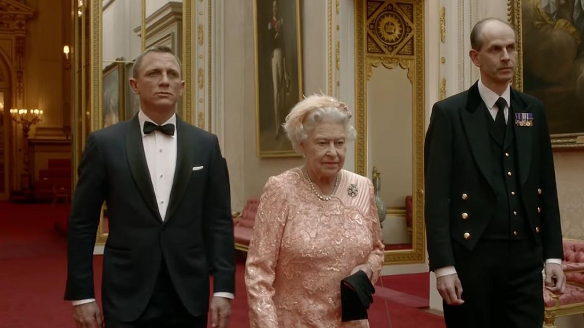 El día en que Isabel se convirtió en actriz: su encuentro con James ...