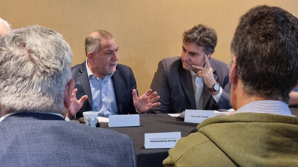 Un encuentro que marca la ‘guerra fría’ entre Juez y De Loredo | Perfil