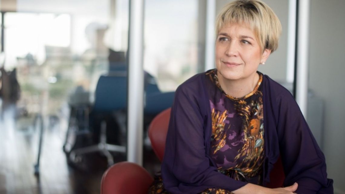 La esposa de Julio de Vido despega a su marido de los negocios de ...