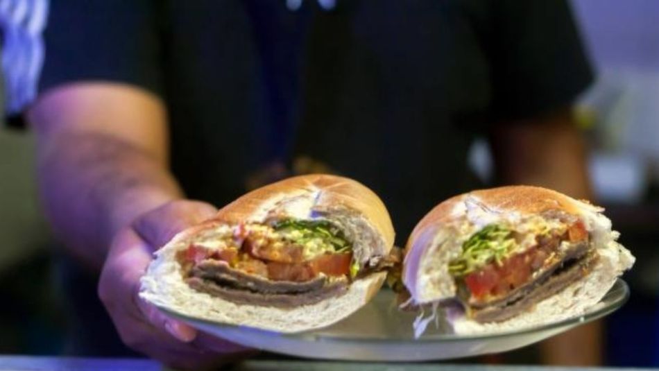 Los secretos del sándwich de milanesa tucumano revelados en Modo ...