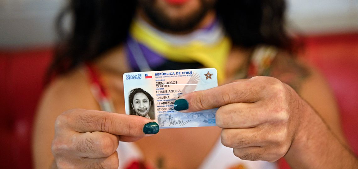 Gender: X – Proud owner of Chile's first non-binary ID card | Buenos ...