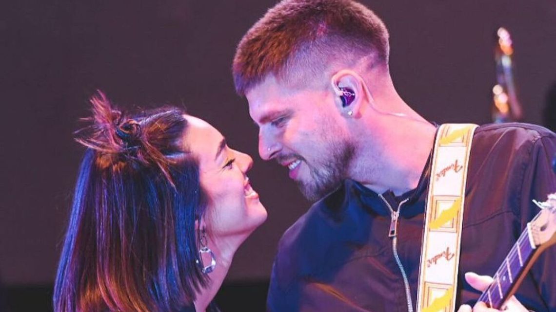 Ángela Leiva le dedicó una romántica publicación a su novio por su ...