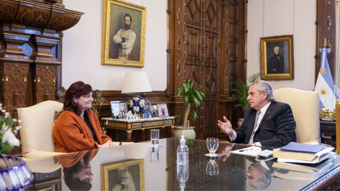 Kelly Olmos se reunió con los líderes de la CGT y logró un acercamiento ...