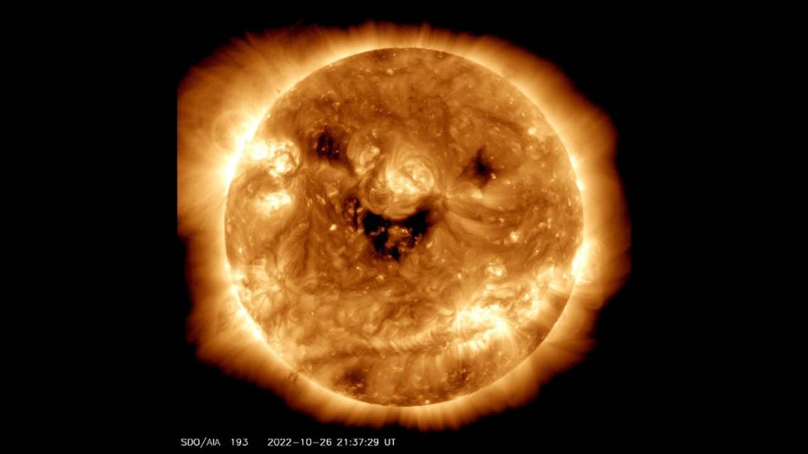 La NASA captó una simpática imagen del Sol "sonriendo" | Perfil