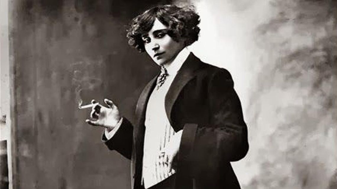 Colette, el placer en su vida y en sus obras | Perfil