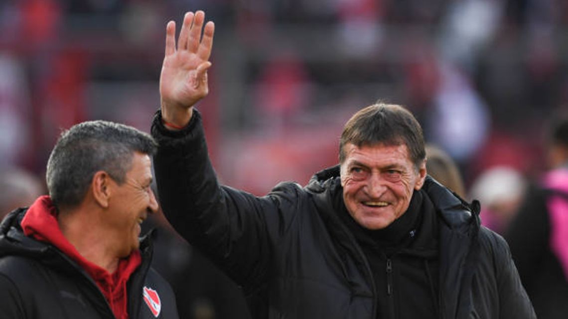 Independiente anunció la salida de Falcioni como entrenador | 442