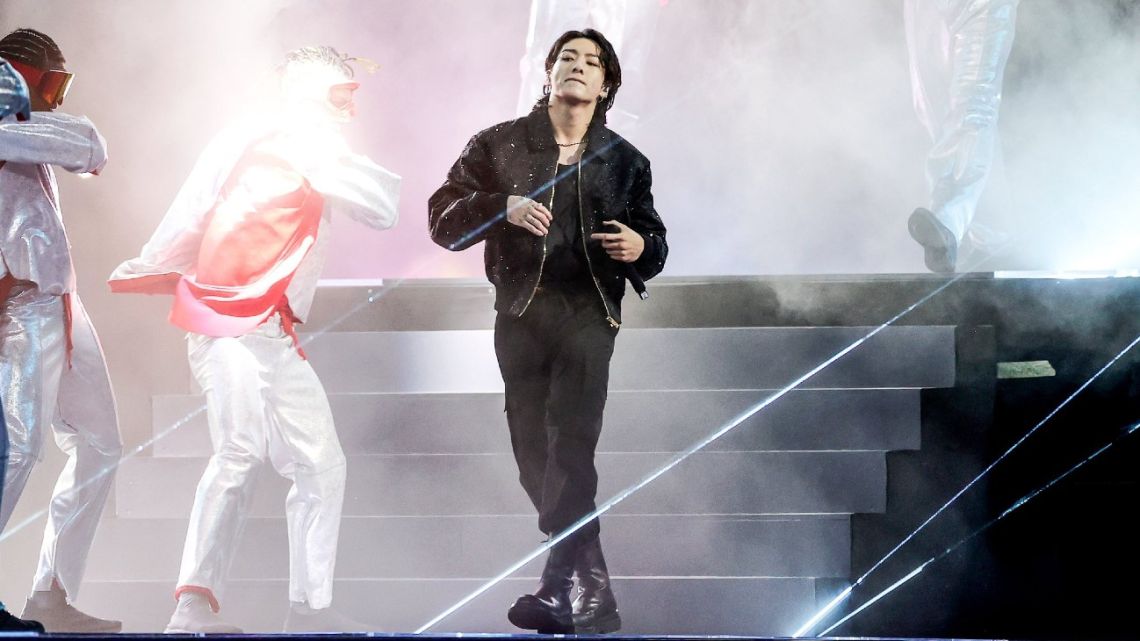 Así fue la apertura del Mundial de Qatar 2022: la presentación de JungKook de BTS con Dreamers ...