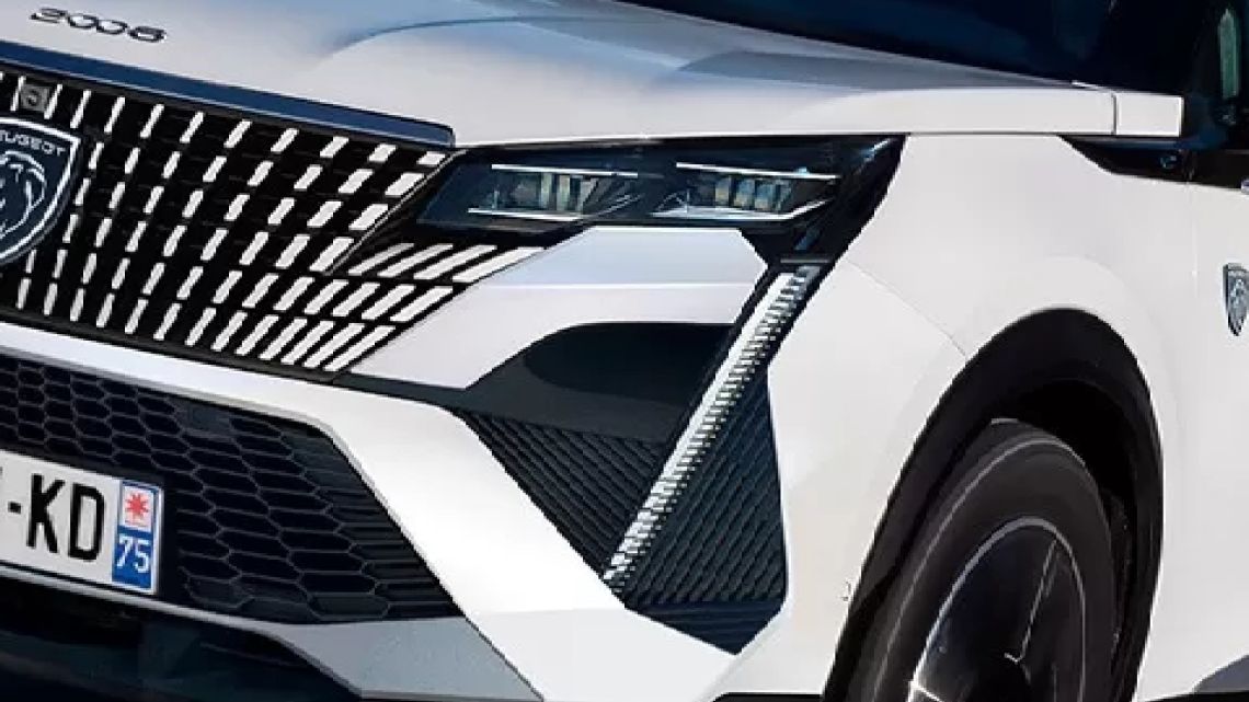 ¿Que te parece el posible frente del nuevo Peugeot 2008? | Parabrisas