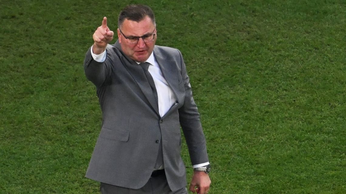 La confesión del entrenador de Polonia: "Desde chico soy hincha de ...