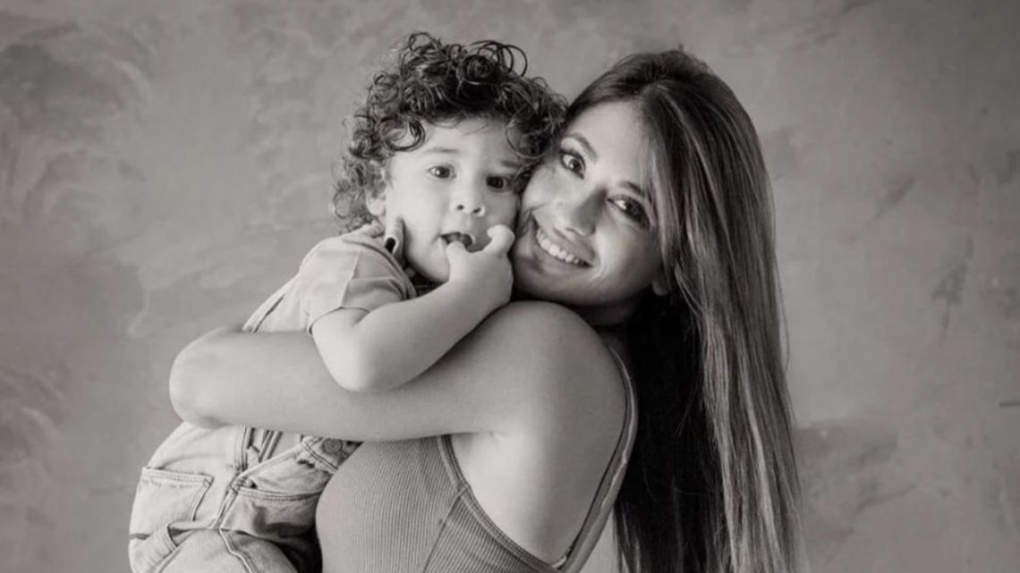 Antonela Roccuzzo retó a Ciro Messi en el partido de Argentina con ...