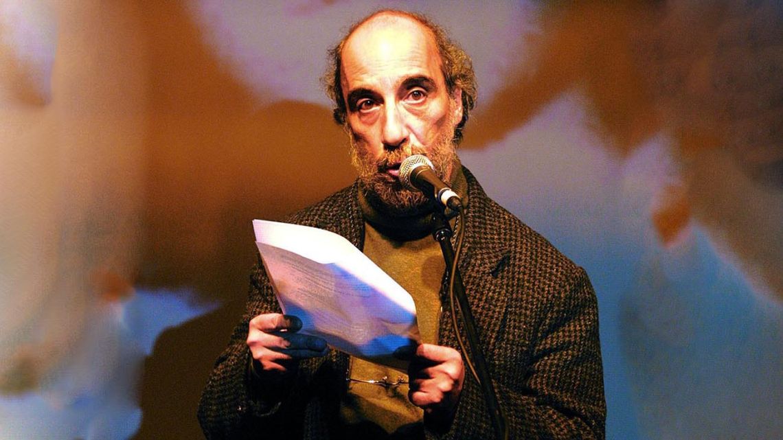 "Cuarenta años después. Pupelde, Chiloé", de Raúl Zurita | Perfil