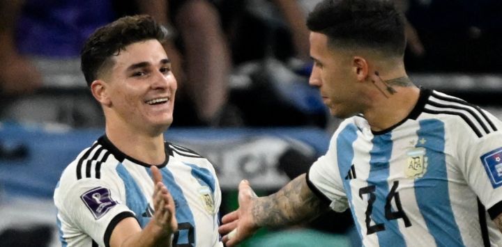 Julián, Enzo and Alexis – the new stars supporting Messi’s World Cup ...
