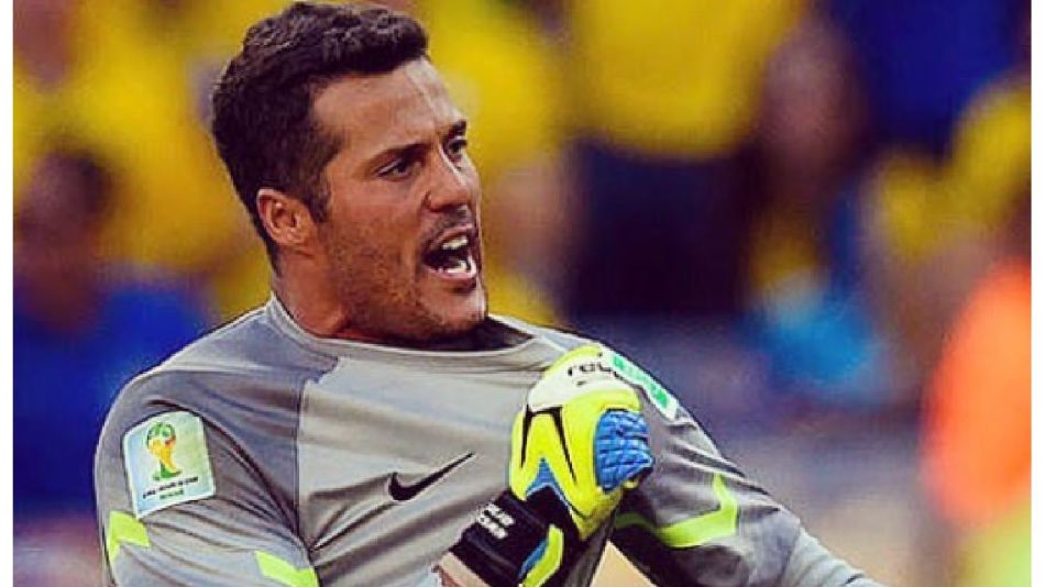Quién es el ex arquero de Brasil que "adora" a Messi pero apoyará a ...