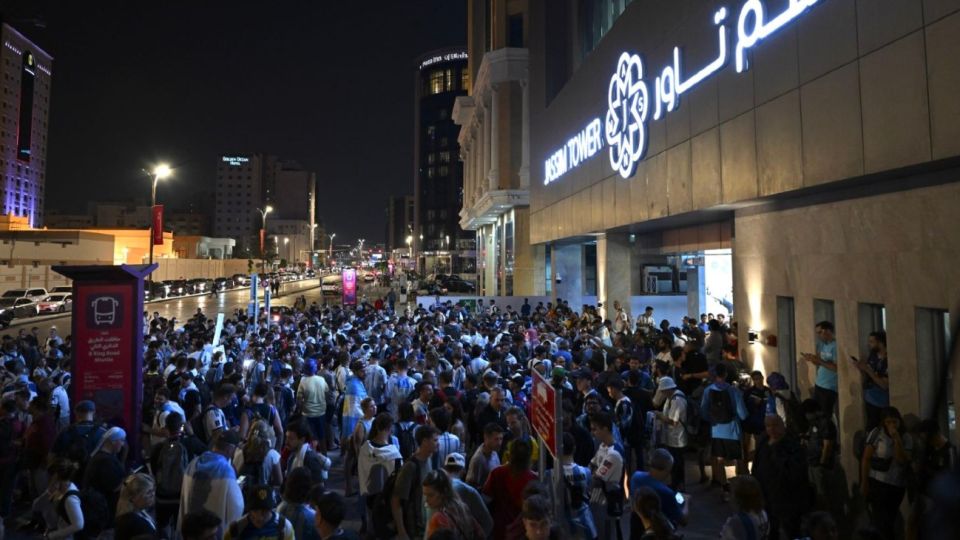 Argentina fans in Doha protest over World Cup final tickets | Buenos ...