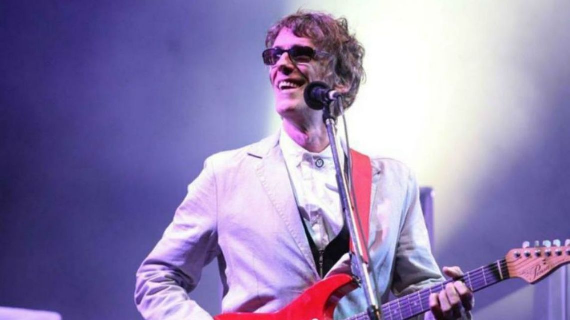 Spinetta en el Colón: a 50 años del día en que lo "pescaron" solitario ...