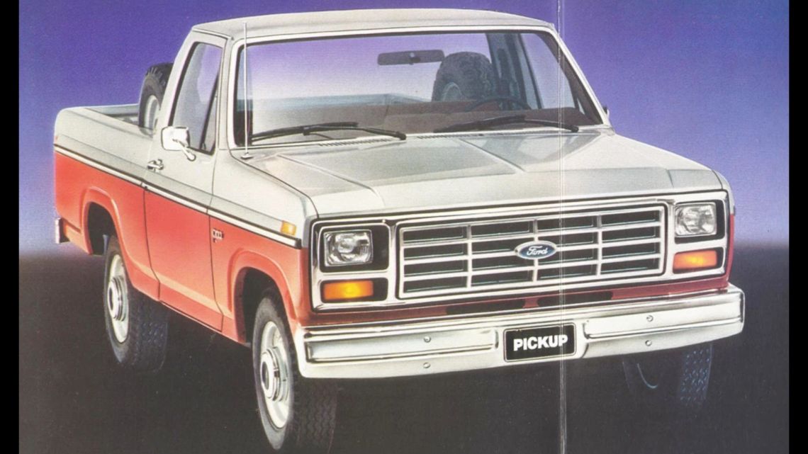 Cinco datos curiosos sobre la Ford F-100 | Parabrisas