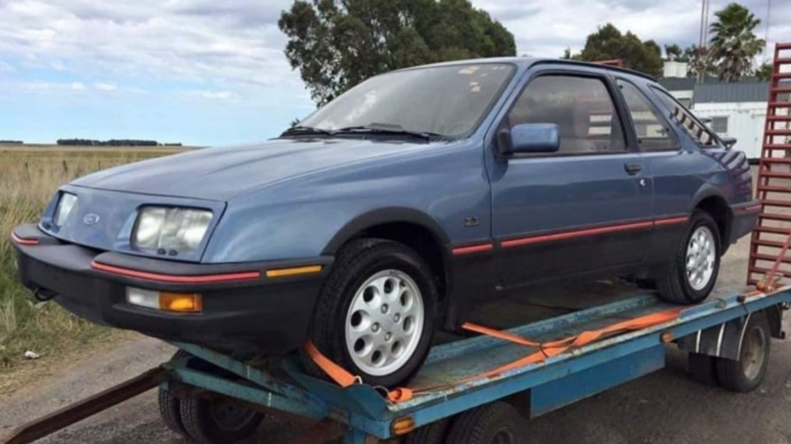 Este Ford Sierra XR4 se mantuvo guardado durante 34 años | Parabrisas