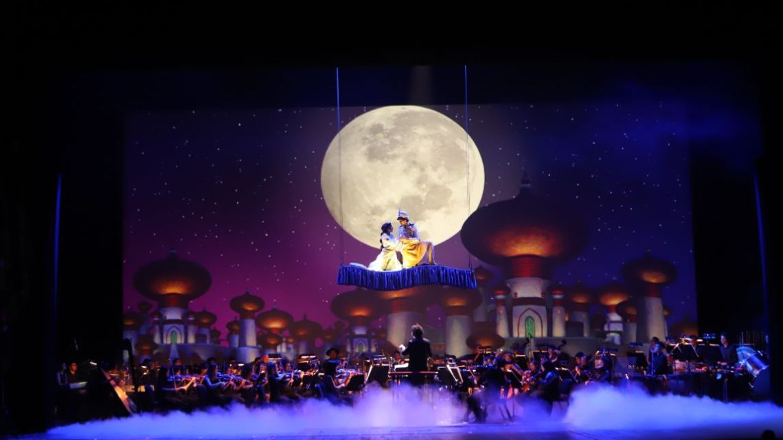 Disney presentó "100 en concierto", un recorrido musical y visual por ...