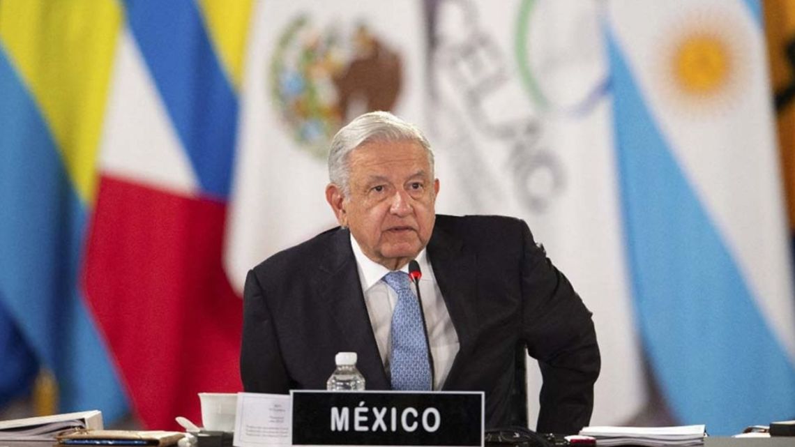 AMLO desestima la marcha contra la reforma electoral | Perfil