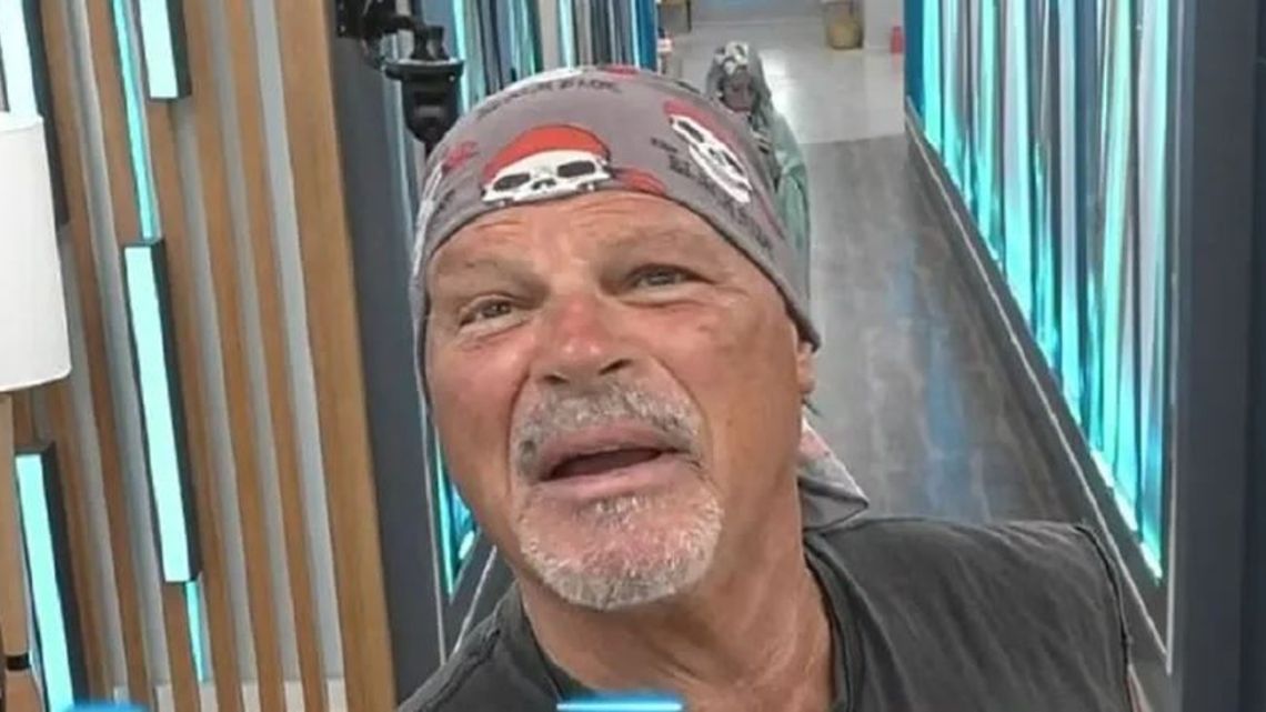 Walter Alfa Santiago vuelve a entrar a la casa de Gran Hermano y la red ...