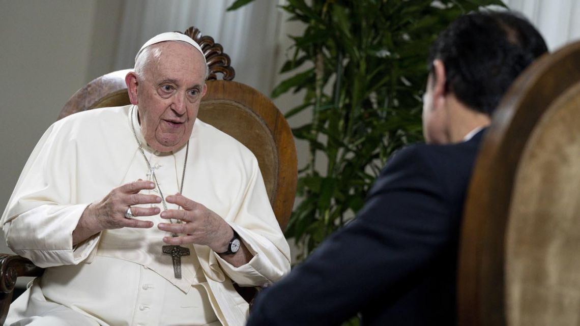 El Papa con Fontevecchia: Evangélicos | Perfil