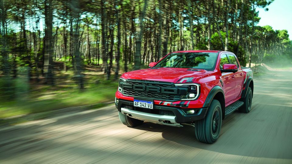 Ford Ranger Raptor: rápida y furiosa | Weekend