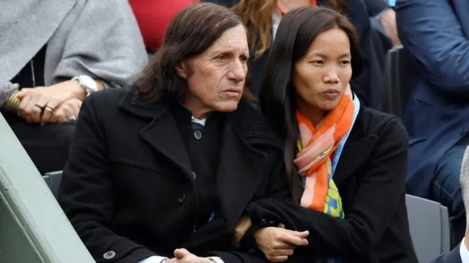 Guillermo Vilas y Phiang Pathu: una foto que refleja su inquebrantable historia de amor | Perfil