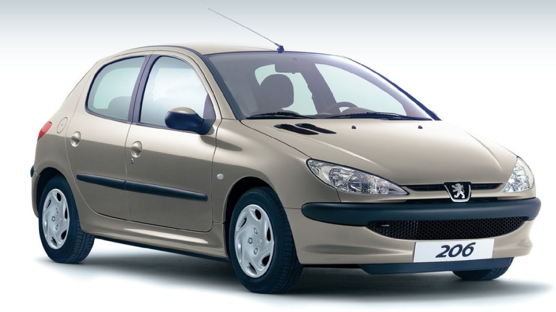 Cinco datos curiosos sobre el Peugeot 206 | Parabrisas