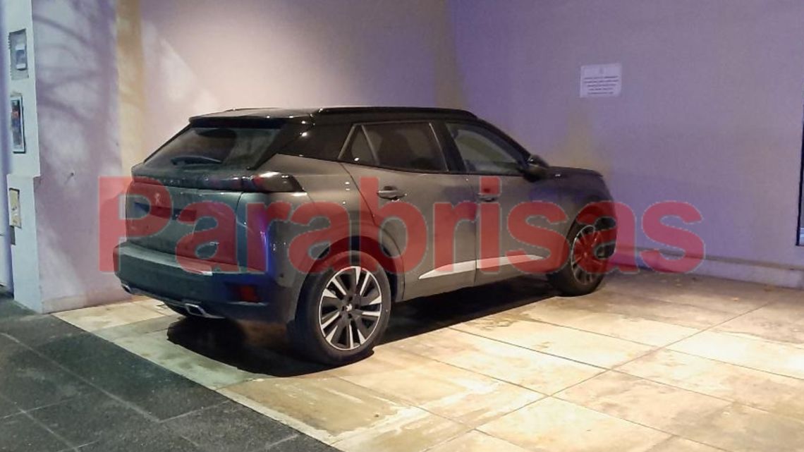 El nuevo Peugeot 2008 apareció en Palermo, ¿se fabrica en Argentina? | Parabrisas