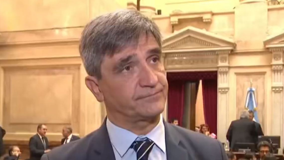 Yedlin: "Manzur es parte de la mesa que define la fórmula presidencial ...