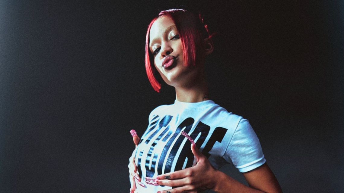 Taichu released his first album “RAWR” and established the birth of Hot ...