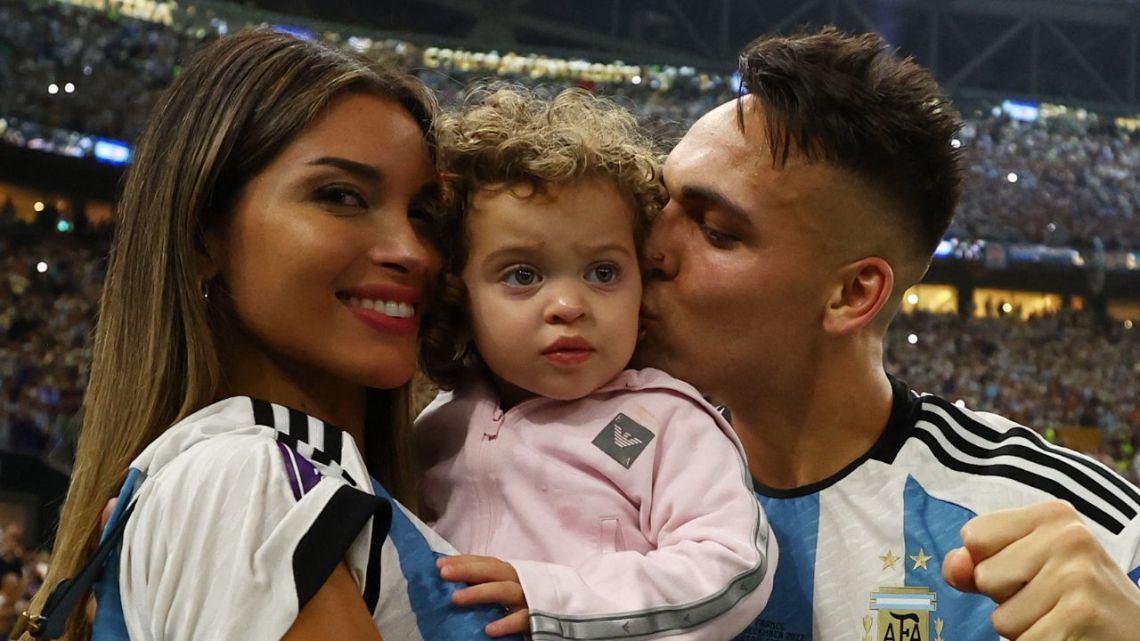 Lautaro Martínez y Agustina Gandolfo revelaron nuevas fotos del bebé ...