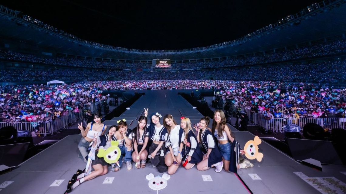 Tras volverse leyenda en Japón, TWICE anunció más fechas a su READY TO ...