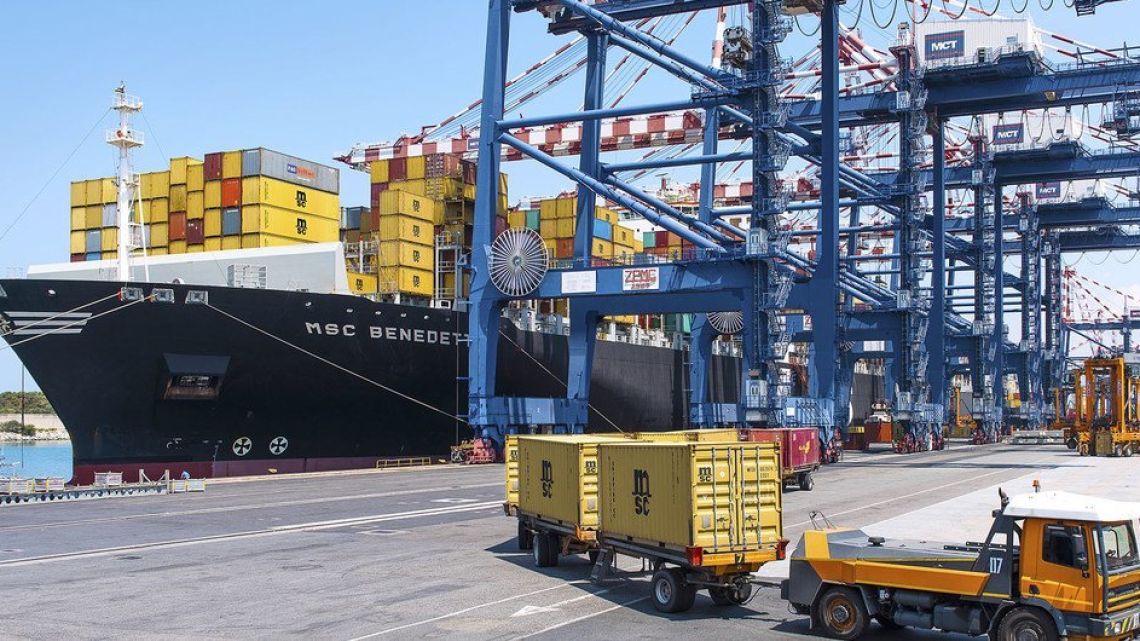 How artificial intelligence will revolutionize the maritime industry ...