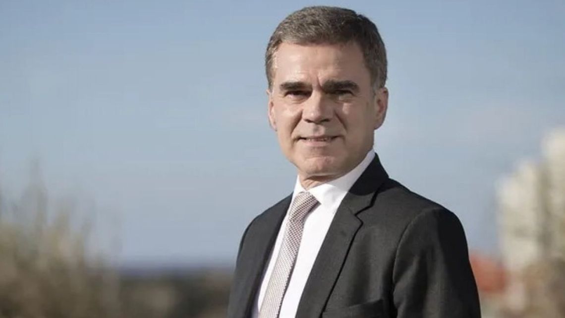 Hector Elizondo Net Worth 2020 Money Salary Bio