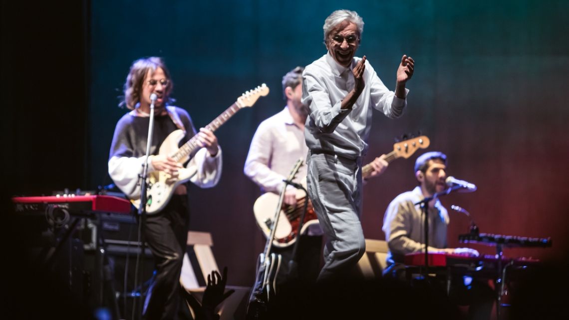 Caetano Veloso reconfirmó en Buenos Aires un amor a prueba de ausencias ...