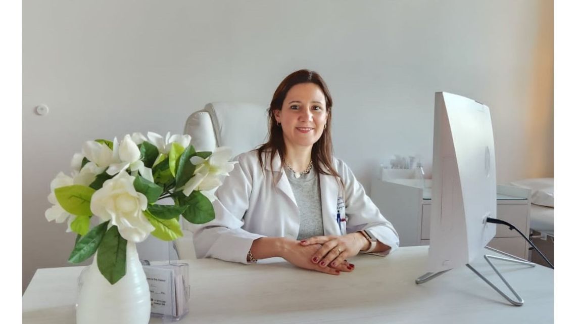 Dra. Roxana Katsini | Caras