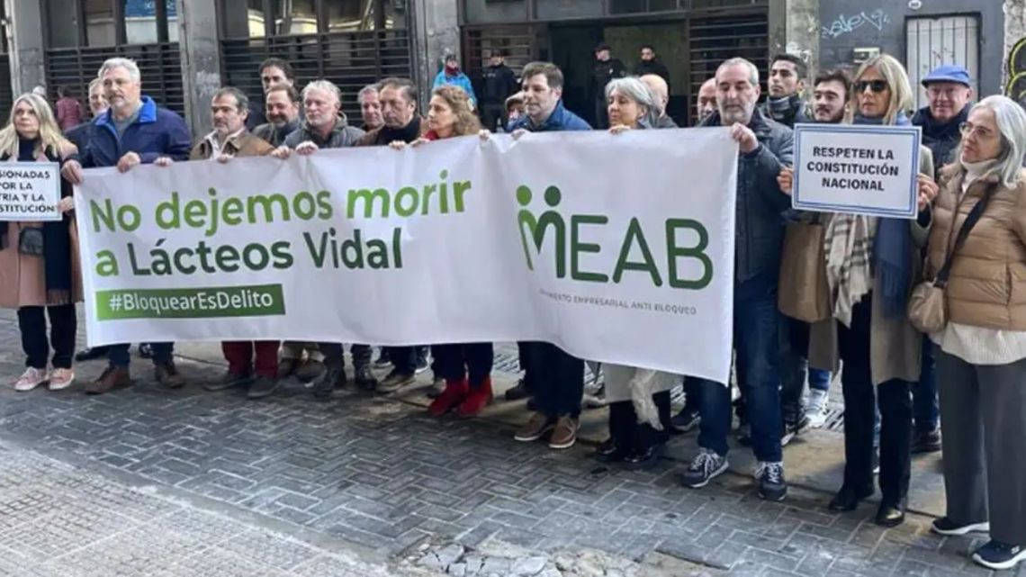 Conflicto en Lácteos Vidal: una disputa laboral prolongada sin una ...