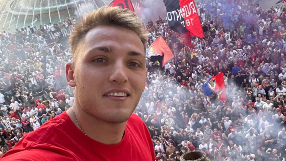Recibimiento histórico para Retegui en Genoa: "Un nuevo rey en la ...