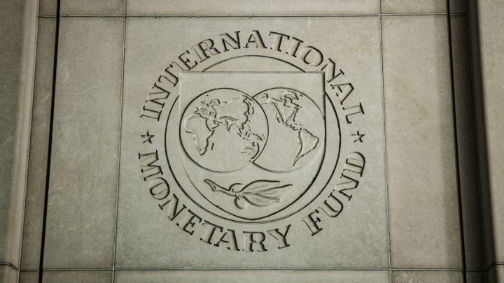 IMF improves inflation projection: 150% this year, but 45% in 2025 ...