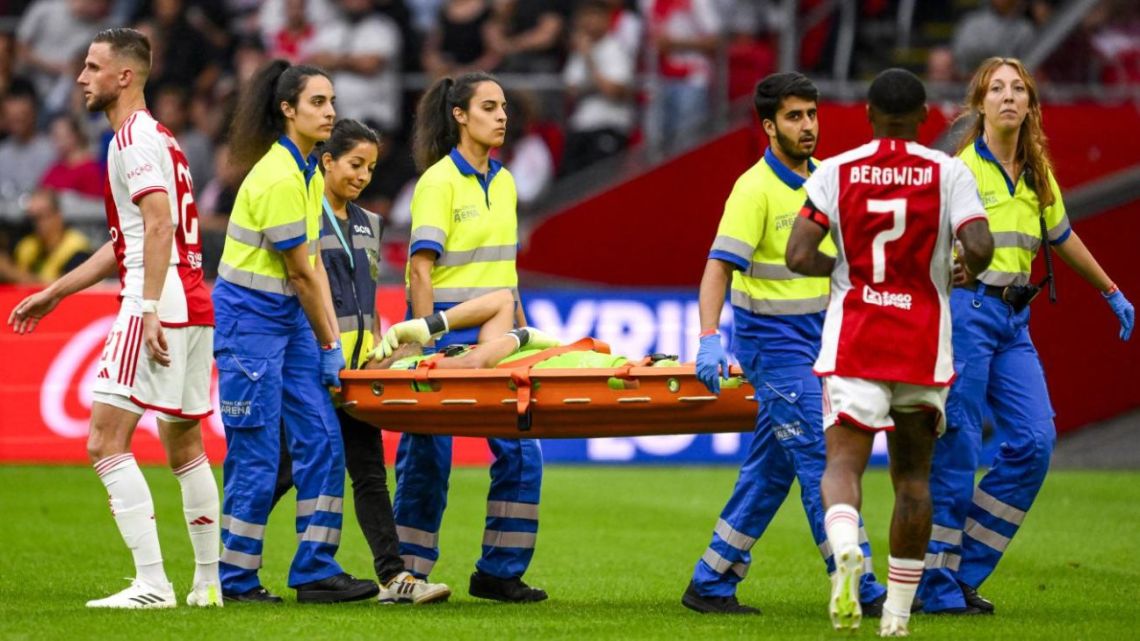 Gerónimo Rulli salió lesionado en el triunfo del Ajax | 442