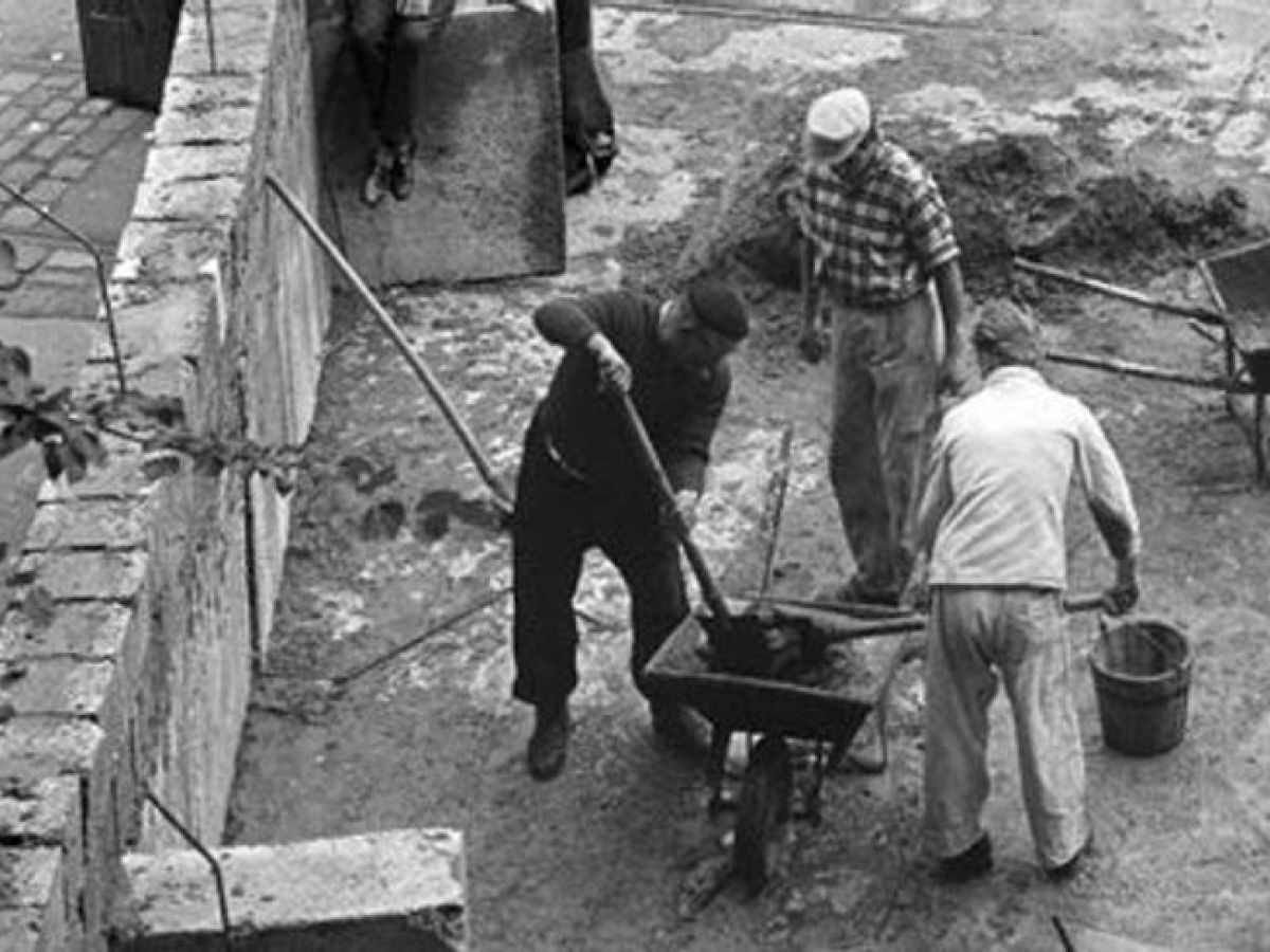 La construcción del Muro de Berlín | Radio Perfil
