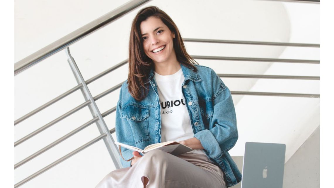 Yanel Lopez: Factura +100.000 USD al año con programas online y ayuda a ...