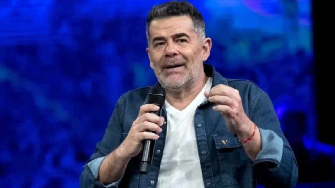 Qué es de la vida de Julián Weich, el famoso conductor que también se ...