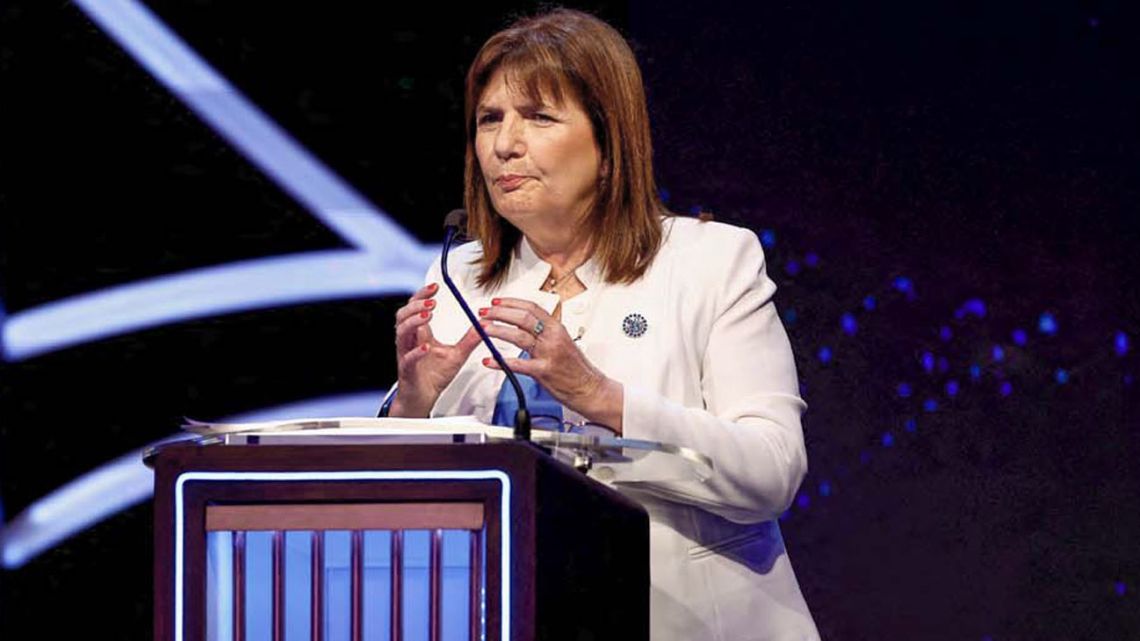 Bullrich: discurso duro y foto con Macri y Larreta | Perfil