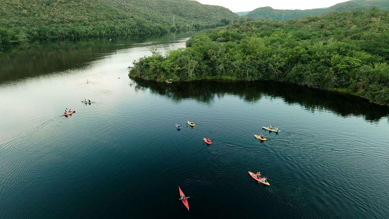 Black Kayak: astroturismo, trekking y remada de noche en Córdoba | Weekend